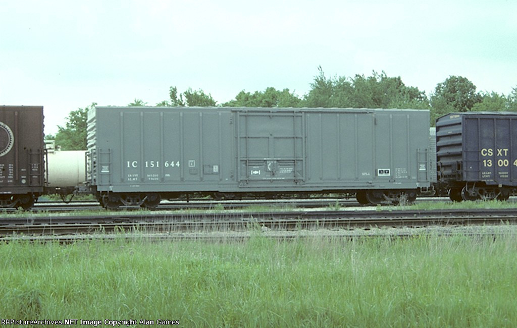 IC Box Car 151644